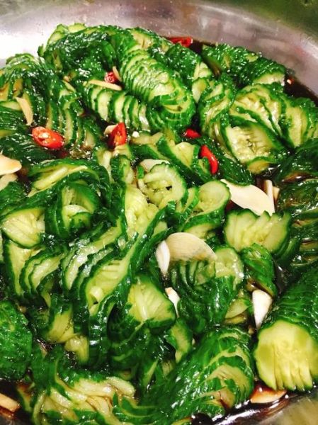 蛇皮黄瓜怎么做_蛇皮黄瓜怎么切不折断-第1张图片-山城妙识