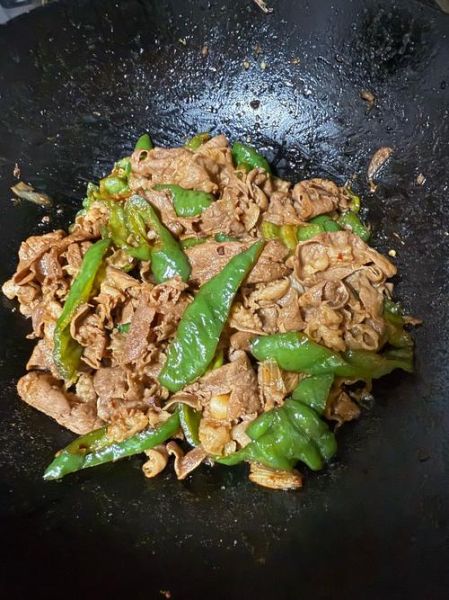 辣椒炒羊肉怎么炒才嫩_辣椒炒羊肉家常做法-第2张图片-山城妙识 辣椒炒羊肉怎么炒才嫩_辣椒炒羊肉家常做法-第2张图片-山城妙识