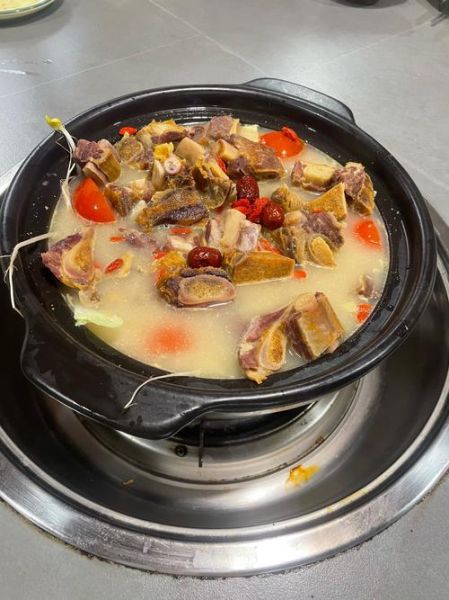 排骨火锅怎么做好吃_排骨火锅底料怎么选-第1张图片-山城妙识 排骨火锅怎么做好吃_排骨火锅底料怎么选-第1张图片-山城妙识