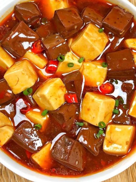 猪血豆腐怎么做才嫩_正宗猪血豆腐汤做法-第1张图片-山城妙识