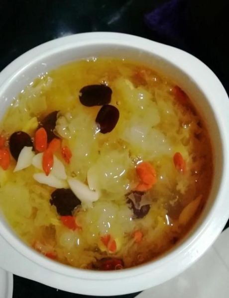 银耳汤怎么煮才粘稠_银耳汤快速出胶的秘诀-第3张图片-山城妙识