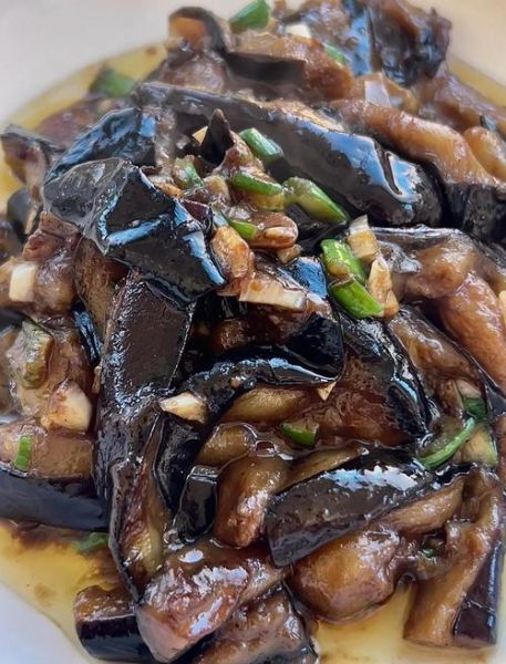 蒜泥茄条怎么做好吃_蒜泥茄条的家常做法-第2张图片-山城妙识