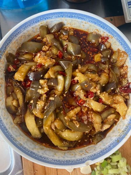 蒜泥茄子怎么做才好吃_正宗凉拌蒜泥茄子做法-第2张图片-山城妙识