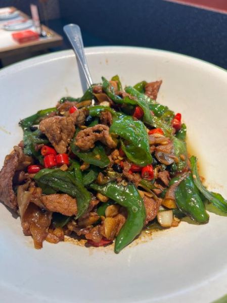 正宗湖南小炒肉怎么做_湖南小炒肉用什么辣椒-第1张图片-山城妙识