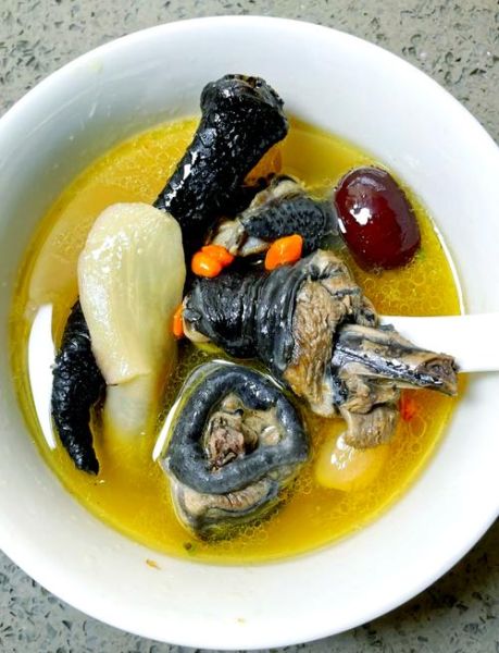 乌鸡炖汤怎么炖好喝_乌鸡炖汤的家常窍门-第2张图片-山城妙识