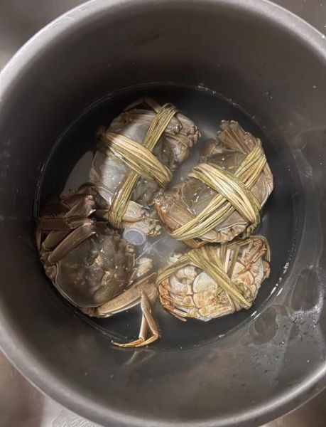 螃蟹怎么洗最快最干净_螃蟹清洗技巧-第2张图片-山城妙识