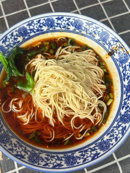 重庆小面图片真实照片_正宗做法揭秘-第2张图片-山城妙识
