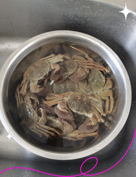 大闸蟹怎么清洗干净_大闸蟹清洗步骤-第3张图片-山城妙识