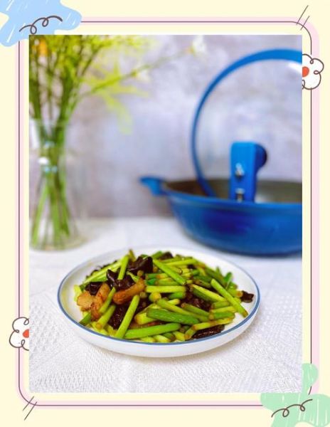 蒜苔木耳炒肉叫什么_家常做法与命名由来-第1张图片-山城妙识 蒜苔木耳炒肉叫什么_家常做法与命名由来-第1张图片-山城妙识