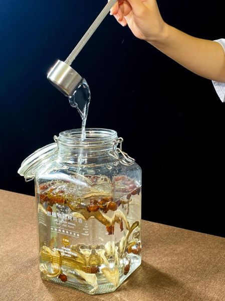 金樱子泡酒的功效与作用_金樱子泡酒怎么泡效果最好-第3张图片-山城妙识 金樱子泡酒的功效与作用_金樱子泡酒怎么泡效果最好-第3张图片-山城妙识