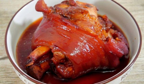 炖蹄膀怎么做_炖蹄膀要焯水吗-第2张图片-山城妙识