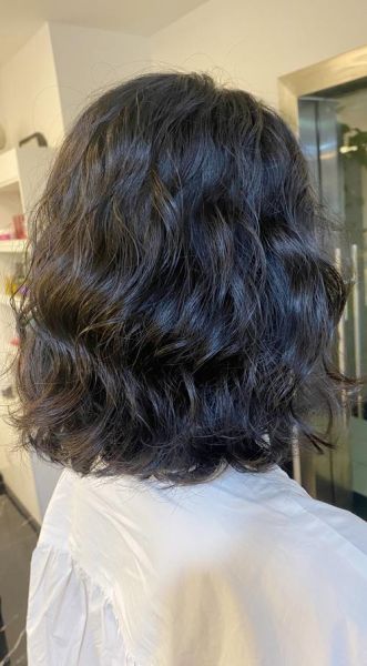 蛋蛋卷发型适合什么脸型_蛋蛋卷发型怎么打理-第3张图片-山城妙识 蛋蛋卷发型适合什么脸型_蛋蛋卷发型怎么打理-第3张图片-山城妙识