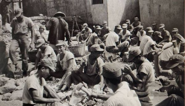 解放前人们的生活_旧社会农村生活是怎样的-第1张图片-山城妙识