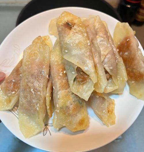 馄饨皮可以做什么简单小吃_馄饨皮怎么做好吃又省事-第1张图片-山城妙识