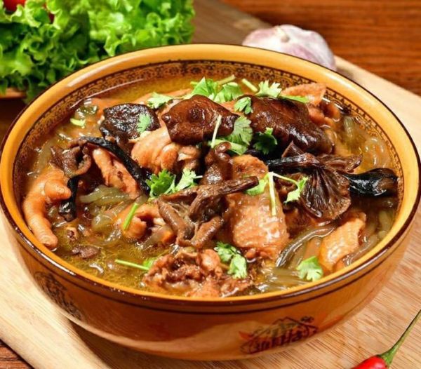 小鸡炖蘑菇怎么炖才入味_家常做法步骤详解-第2张图片-山城妙识 小鸡炖蘑菇怎么炖才入味_家常做法步骤详解-第2张图片-山城妙识