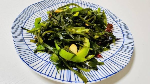 炒海带的家常做法_海带怎么炒才好吃-第1张图片-山城妙识