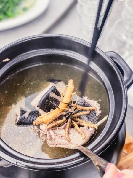 蛇肉火锅怎么做_蛇肉火锅好吃吗-第1张图片-山城妙识