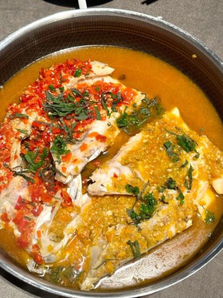 剁椒鱼头怎么做才正宗_剁椒鱼头湘菜做法-第2张图片-山城妙识