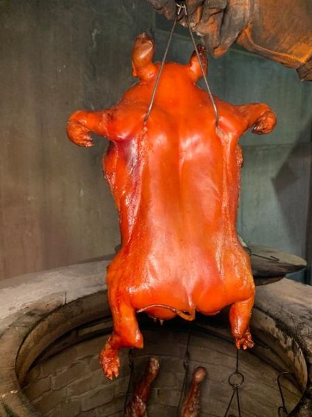 烤乳猪怎么做_烤乳猪哪里最正宗-第1张图片-山城妙识 烤乳猪怎么做_烤乳猪哪里最正宗-第1张图片-山城妙识