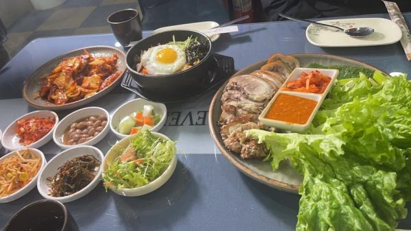 韩国料理小菜配菜有哪些_怎么搭配最地道-第3张图片-山城妙识