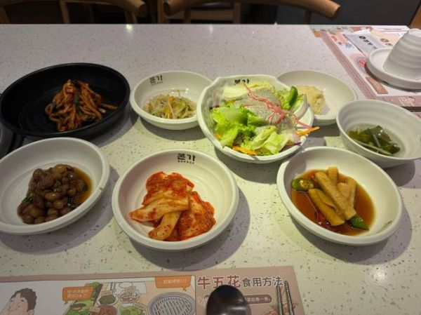 韩国料理小菜配菜有哪些_怎么搭配最地道-第1张图片-山城妙识