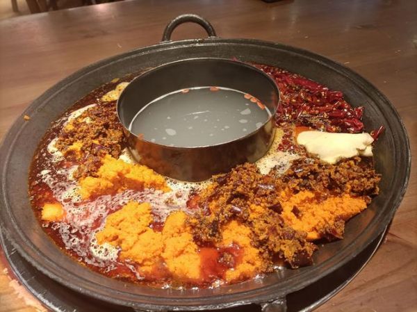 重庆特色汤锅有哪些_重庆汤锅哪里最正宗-第2张图片-山城妙识 重庆特色汤锅有哪些_重庆汤锅哪里最正宗-第2张图片-山城妙识