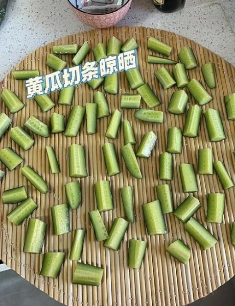 腌制咸黄瓜的做法_咸黄瓜怎么腌才脆-第2张图片-山城妙识