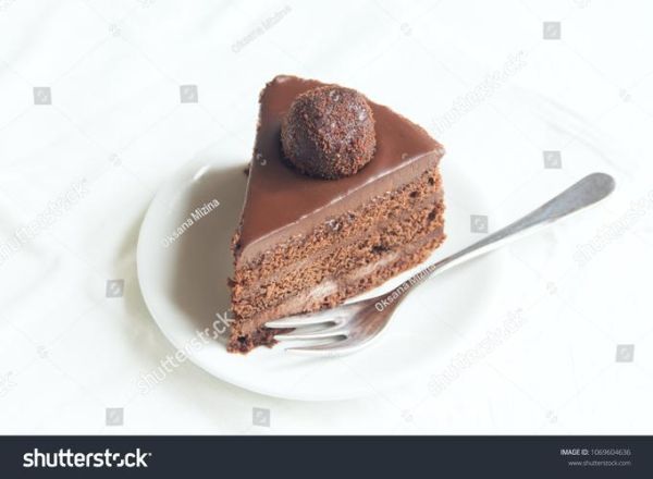 how_to_make_chocolate_cake_moist_what_is_the_secret-第2张图片-山城妙识