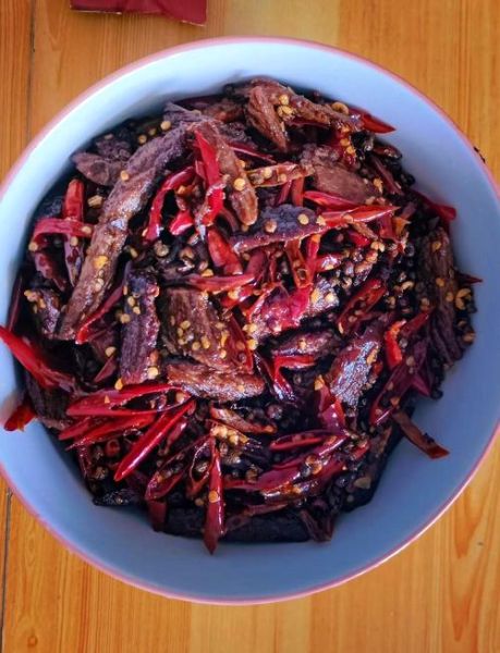 冷吃牛肉正宗做法_冷吃牛肉怎么做才够味-第2张图片-山城妙识