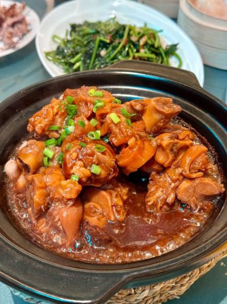 话梅猪手怎么做_话梅猪手用什么话梅-第1张图片-山城妙识