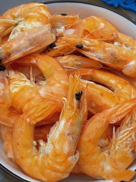 盐水煮大虾怎么做好吃_盐水煮大虾需要焯水吗-第2张图片-山城妙识