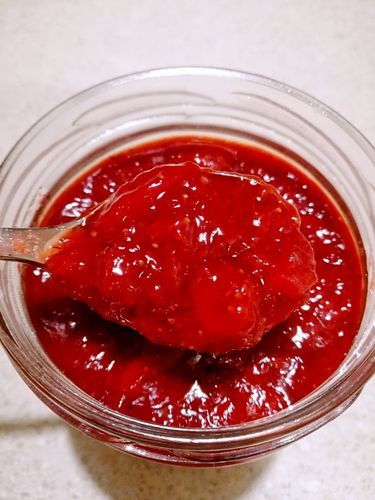 草莓酱黑白双丝怎么做_草莓酱黑白双丝热量高吗-第1张图片-山城妙识