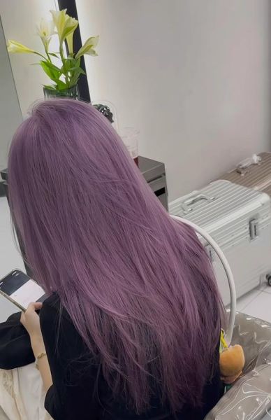 香芋色显白吗_香芋色适合什么肤色-第1张图片-山城妙识