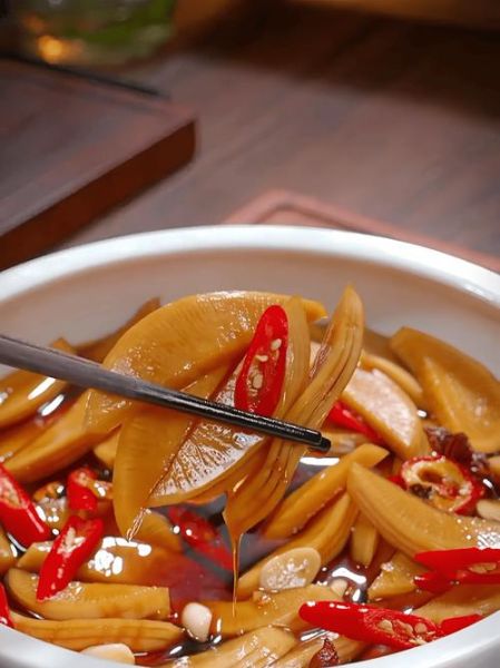 萝卜皮怎么泡又脆又好吃_用什么调料最提味-第1张图片-山城妙识