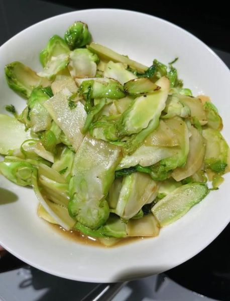 炒儿菜的家常做法_儿菜怎么炒好吃-第1张图片-山城妙识