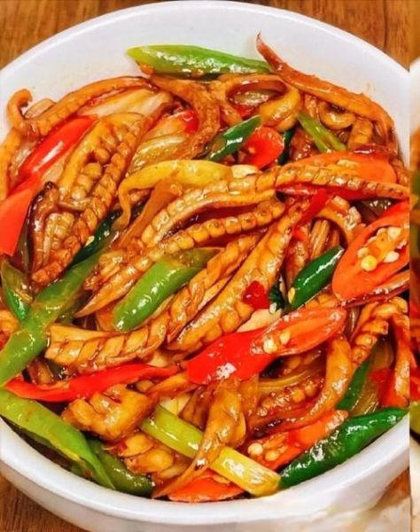 鱿鱼怎么做才好吃_鱿鱼怎么炒不腥-第1张图片-山城妙识