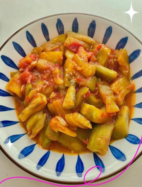 西红柿炒茄子窍门_怎么炒茄子不吸油-第1张图片-山城妙识 西红柿炒茄子窍门_怎么炒茄子不吸油-第1张图片-山城妙识