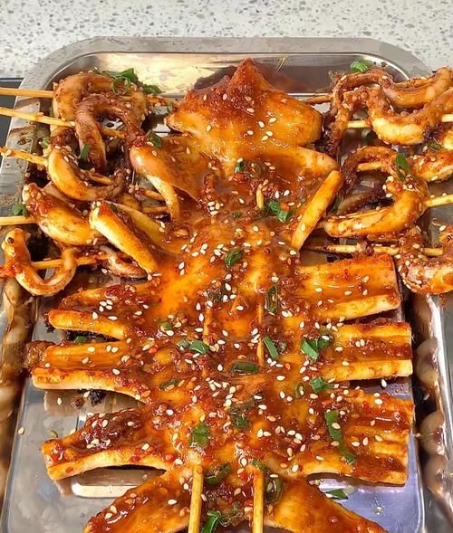 铁板鱿鱼怎么做_铁板鱿鱼需要哪些配料-第1张图片-山城妙识