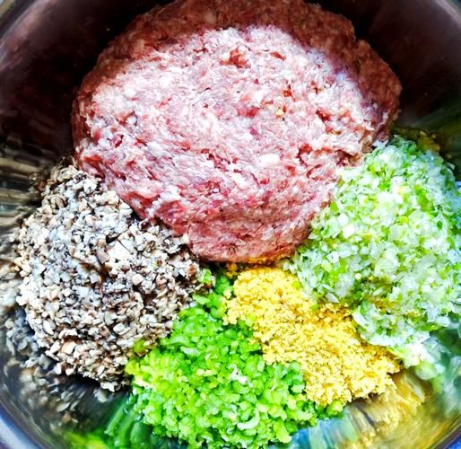 芹菜大肉饺子馅怎么做_芹菜饺子馅怎么调好吃-第1张图片-山城妙识 芹菜大肉饺子馅怎么做_芹菜饺子馅怎么调好吃-第1张图片-山城妙识