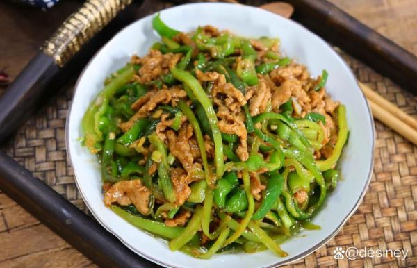 青椒肉丝不用淀粉怎么做_肉丝滑嫩技巧-第3张图片-山城妙识