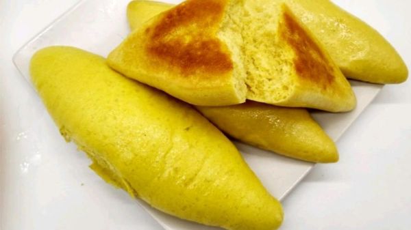 玉米锅贴饼子怎么做_玉米锅贴饼子热量高吗-第1张图片-山城妙识