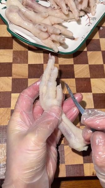 鸡爪怎么去骨最方便_快速去骨技巧-第3张图片-山城妙识