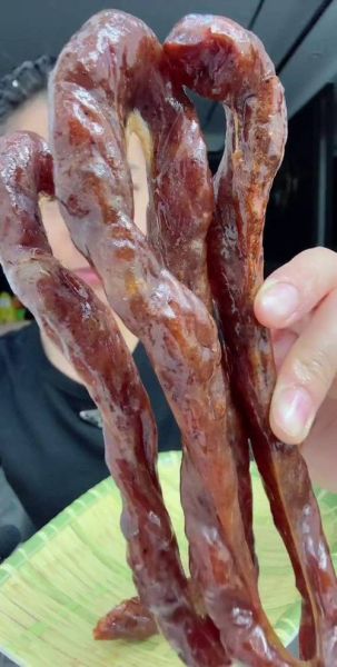 风干肠长毛了还能吃吗_发霉风干肠处理方法-第3张图片-山城妙识 风干肠长毛了还能吃吗_发霉风干肠处理方法-第3张图片-山城妙识