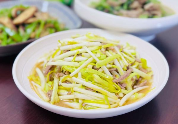 韭黄怎么炒好吃_韭黄的做法大全-第2张图片-山城妙识