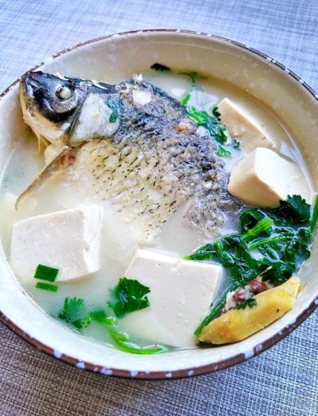 鲫鱼豆腐汤怎么做好吃不腥_鲫鱼豆腐汤去腥技巧-第2张图片-山城妙识