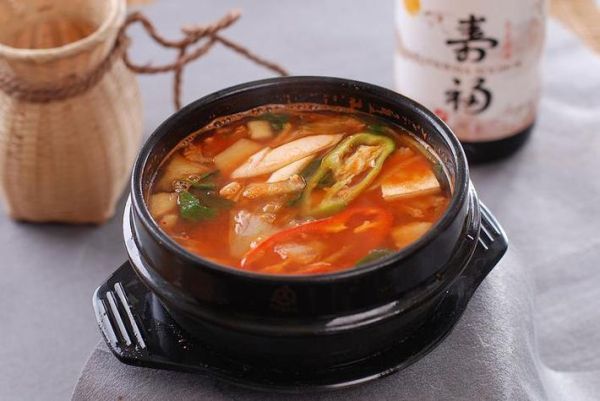 韩国辣白菜汤怎么做_正宗辣白菜汤做法-第1张图片-山城妙识