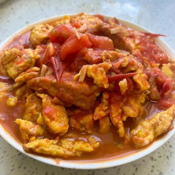 西红柿炒鸡蛋怎么做_鸡蛋先炒还是后放-第3张图片-山城妙识