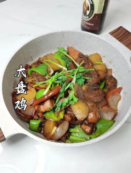 饭店大盘鸡怎么做_正宗大盘鸡配方-第2张图片-山城妙识