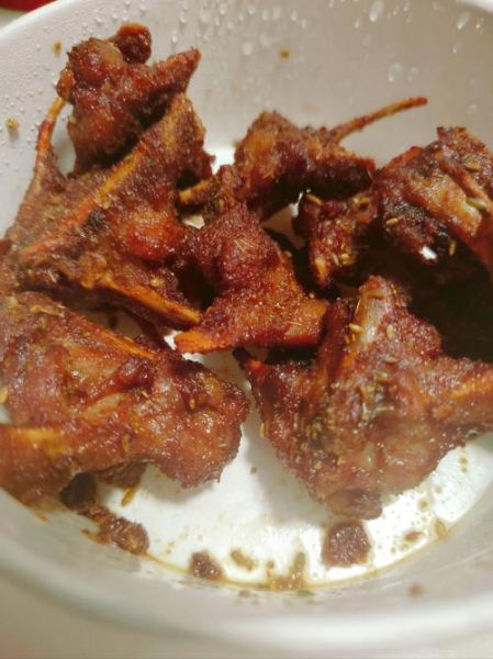 鸡叉骨怎么腌制入味_鸡叉骨腌制配方比例-第1张图片-山城妙识