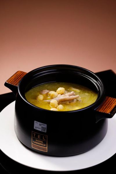 白果炖鸡的做法_白果炖鸡的功效与禁忌-第1张图片-山城妙识